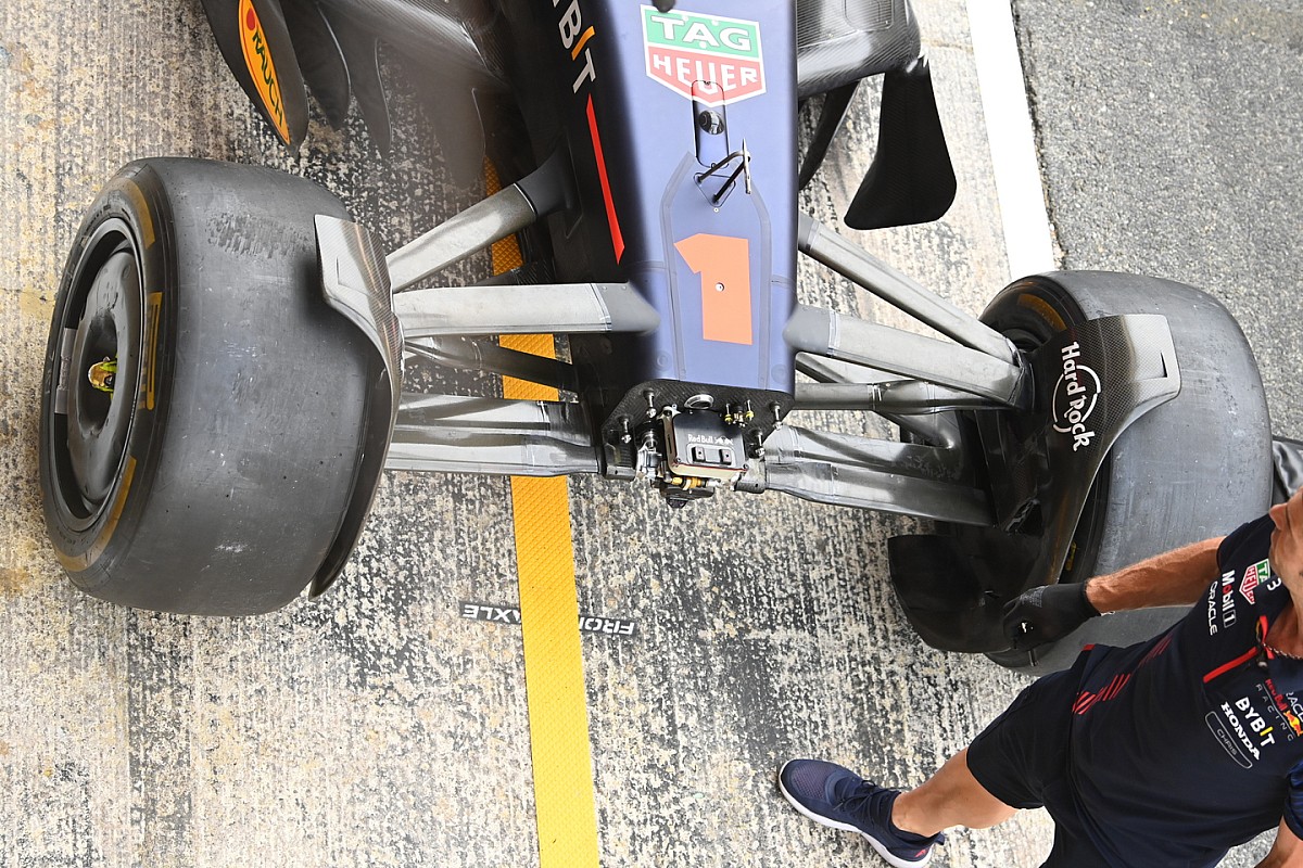GALERÍA TÉCNICA: Detalles de los F1 desde el pitlane en España