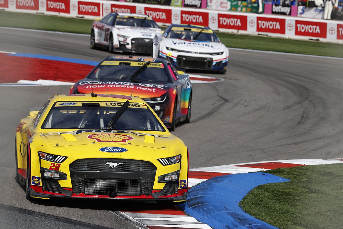 Stage breaks return for Charlotte Roval NASCAR races