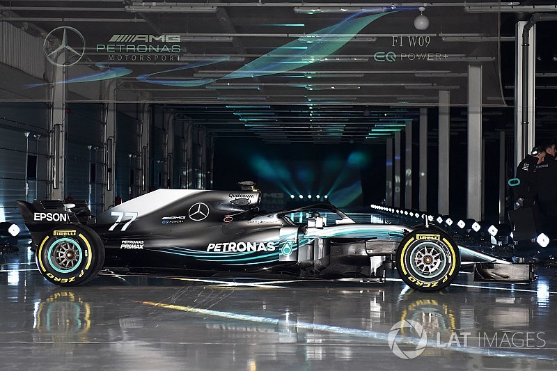 Bemutatkozott a Mercedes négyszeres világbajnok utódja: F1 W09