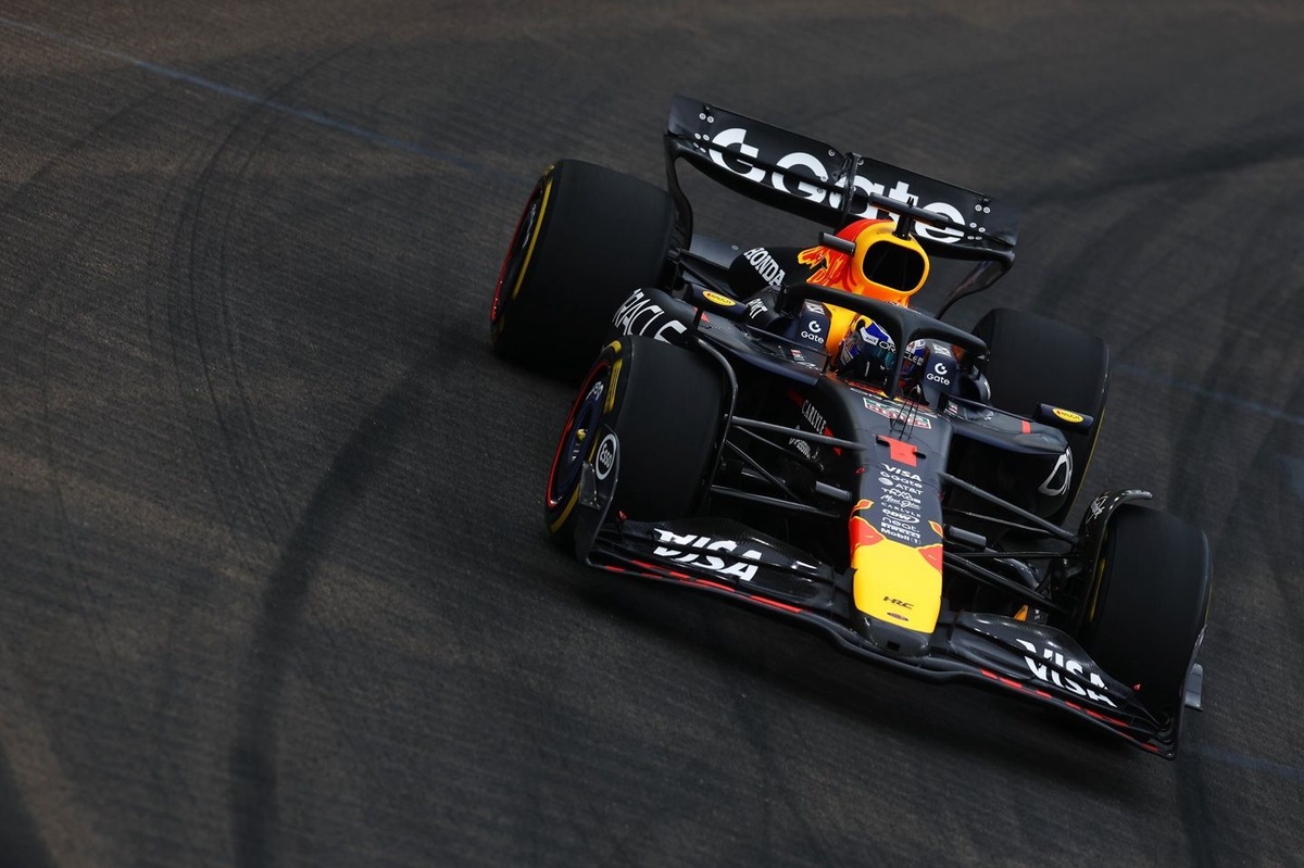 FP3 F1 GP Singapura: Verstappen Puncaki Sesi, Lawson Crash