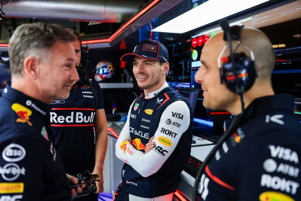 Verstappen set to trigger contract clause keeping him at Red Bull for ...