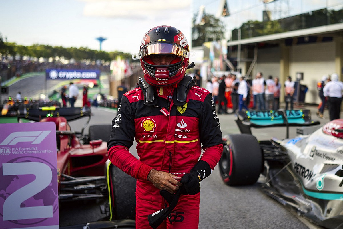 Sainz propone sanciones por provocar banderas rojas en F1