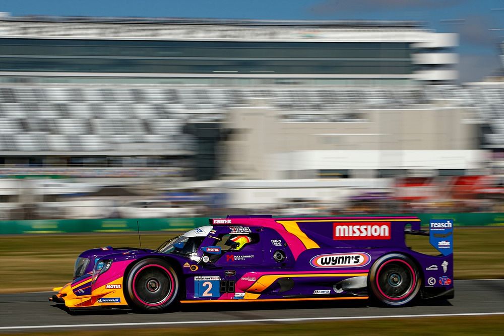 Daytona 24H: O'Ward y Pino luchan por la victoria tras 4 horas