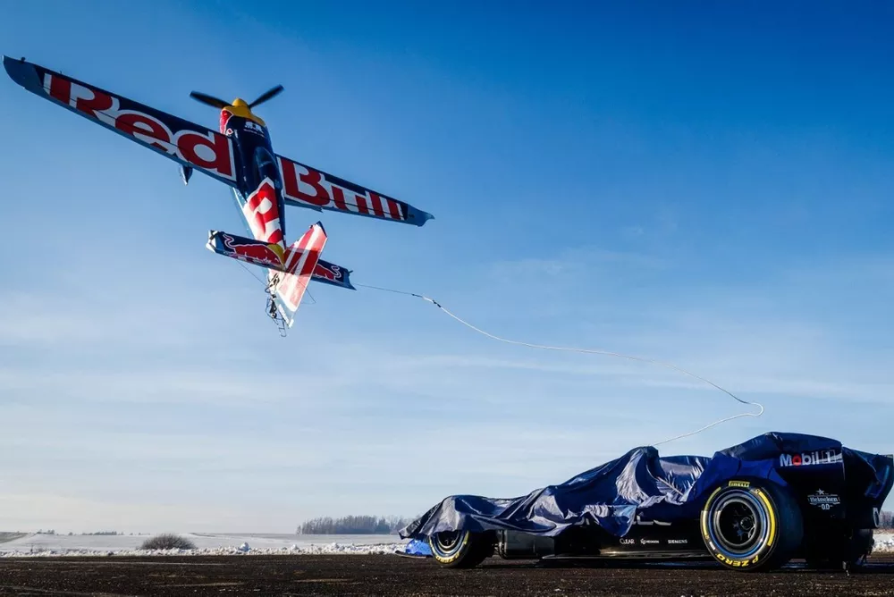 Inside the dangerous 2026 Red Bull livery reveal stunt and how it ...