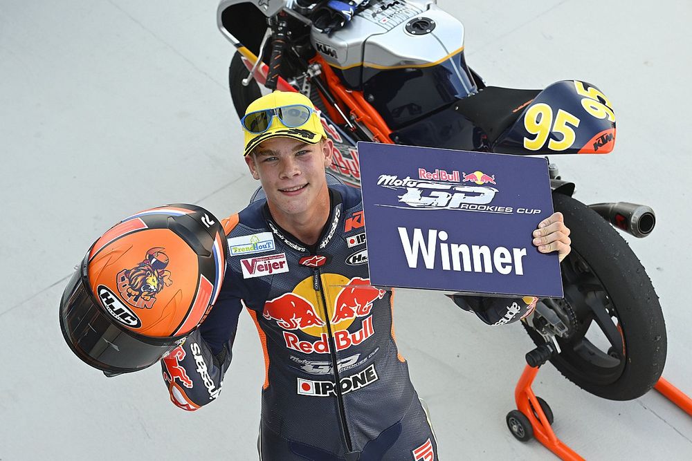 Collin Veijer maakt in 2023 Moto3-debuut bij Husqvarna