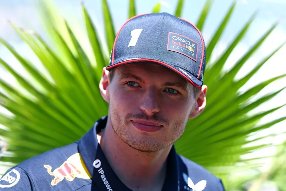 Max Verstappen set to trigger contract clause keeping him at Red Bull ...