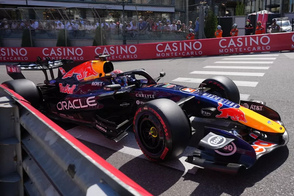 Max Verstappen: "Tengo asuntos pendientes tras mi abandono en Mónaco"