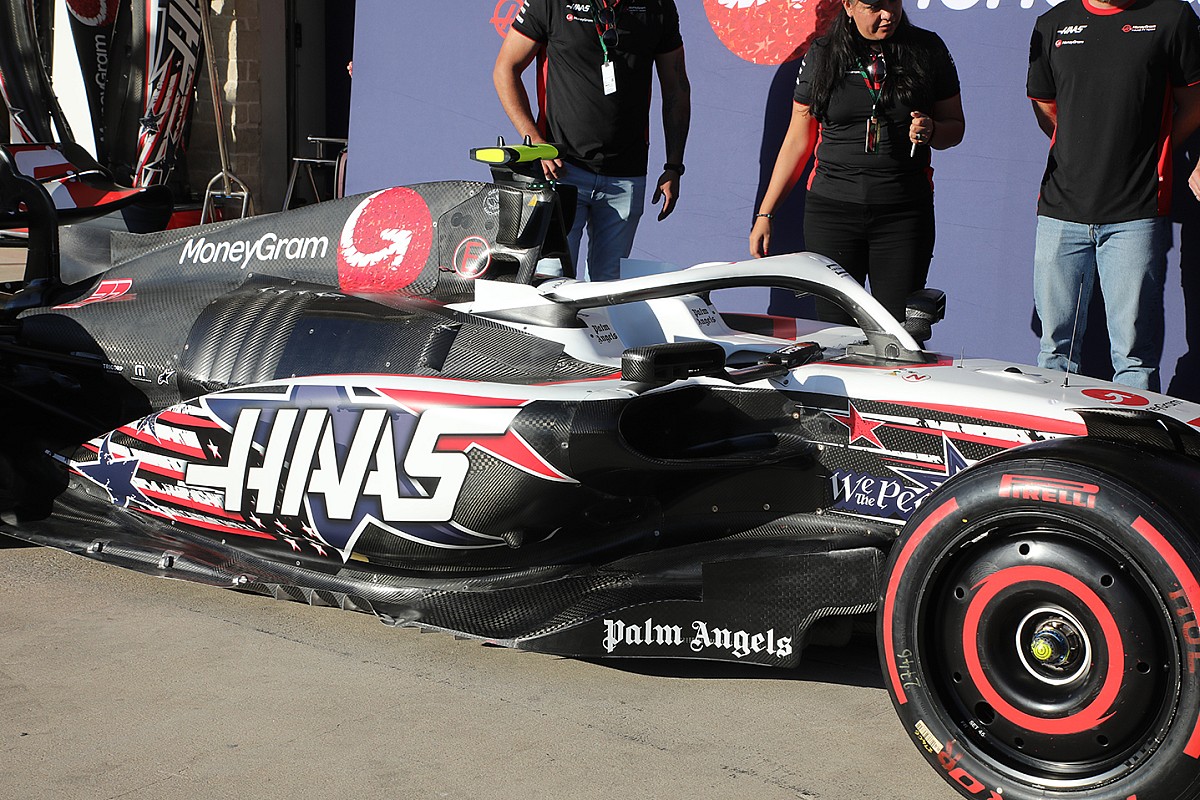 F1 | Haas: VF-23 stile Red Bull montata in un capannone di Austin