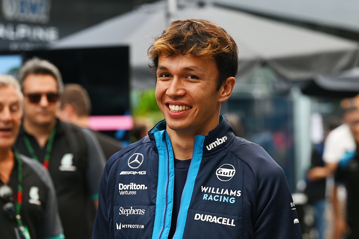 Horner looft Albon: "Hij is weer een gewilde coureur"