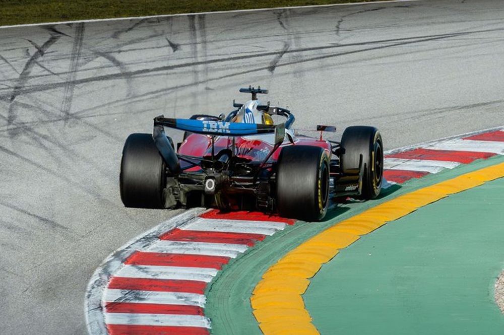 Vasseur ziet Ferrari sterke eerste stap zetten tijdens F1-shakedown