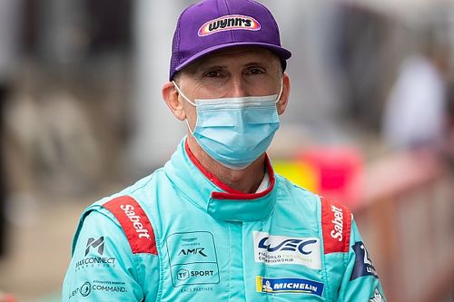 Ben Keating Profile - Bio, News, High-Res Photos & High Quality Videos