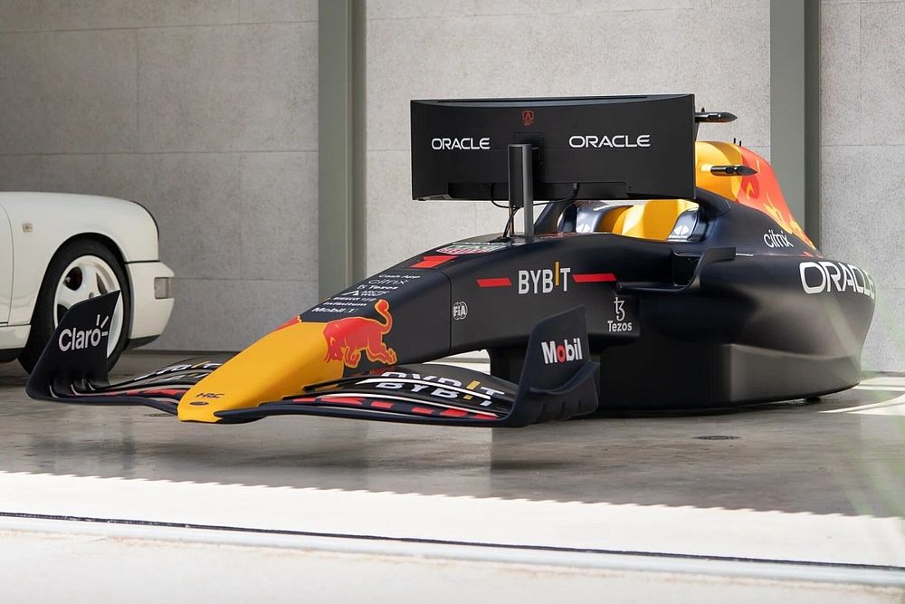 ¿Cuánto cuesta el único simulador de un equipo de F1 a la venta?