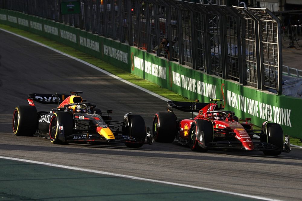 Ferrari: "Aanpak Red Bull Racing vergelijkbaar met Muhammad Ali"