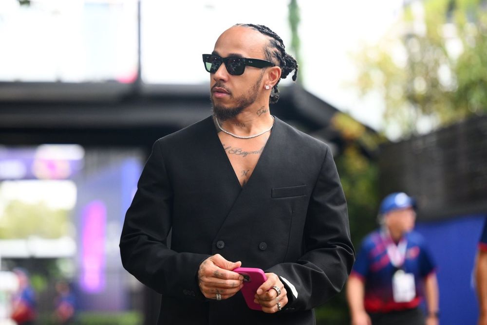 Lewis Hamilton stuns in Australian GP outfit as he makes Ferrari debut