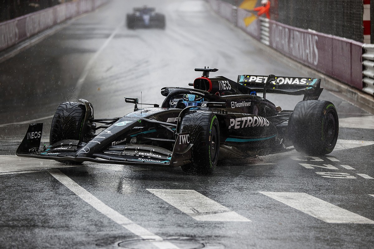 Russell "kicking himself" for throwing away "comfortable" Monaco F1 podium