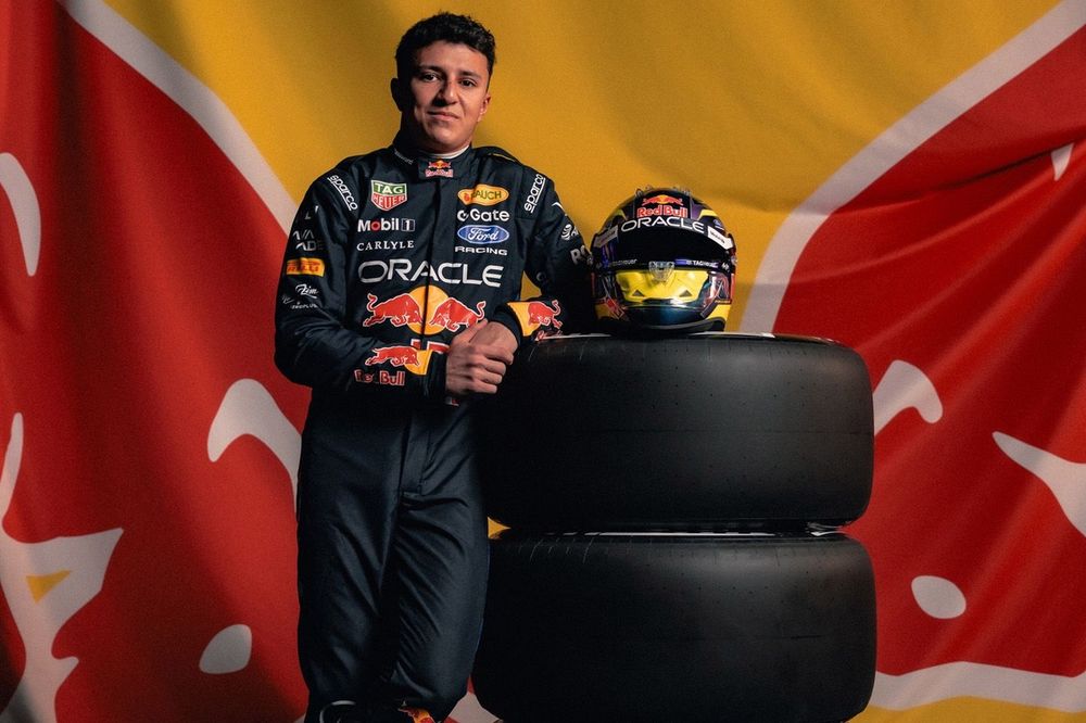 Isack Hadjar reveals Ayrton Senna-inspired 2026 F1 helmet for Red Bull ...