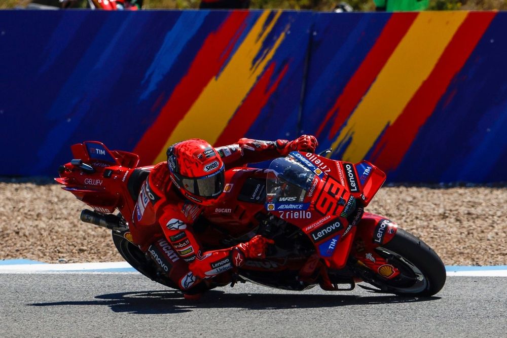 MotoGP | Marquez brilla nei test di Jerez, ma sorride anche la Yamaha