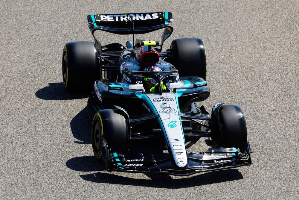 Hamilton salue une Mercedes "bien plus agréable à piloter"