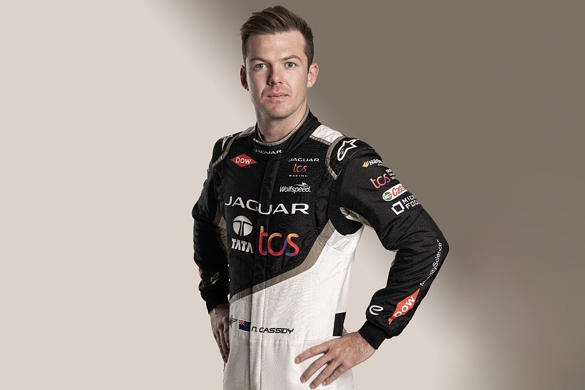 Formula E race winner Cassidy signs with Jaguar - Motorsport Ace