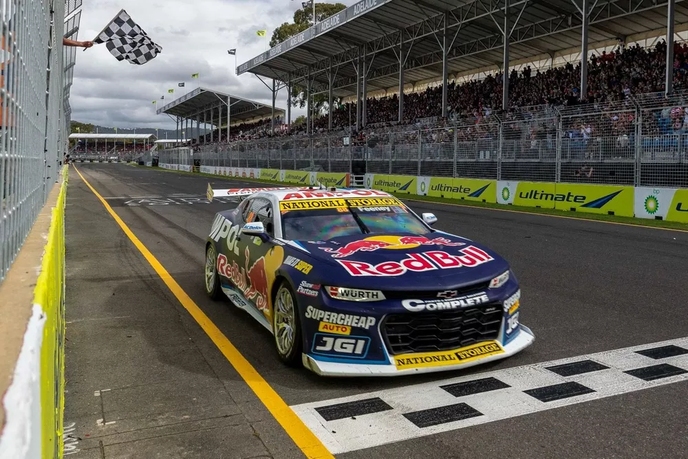 Supercars Adelaide: Broc Feeney attacks to edge closer to 2025 title