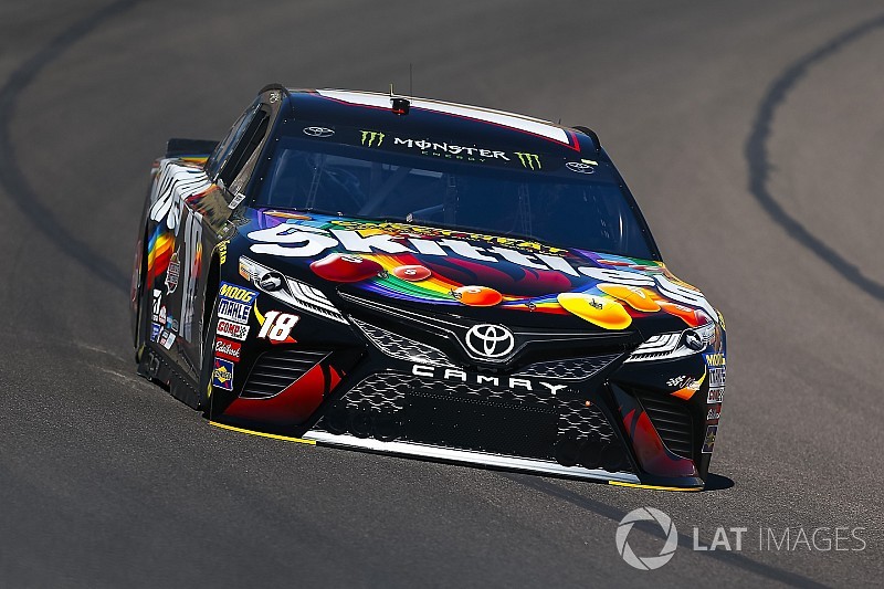 Kyle Busch beats Harvick to Stage 1 win at Phoenix