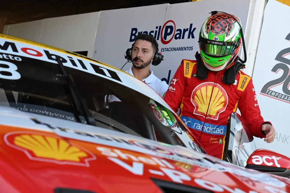 Comparatto disputa etapa da Porsche Cup em Le Mans buscando pódio