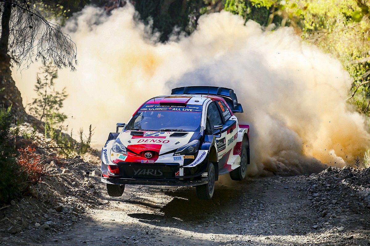WRC Grecia: Rovanpera cierra el viernes al frente