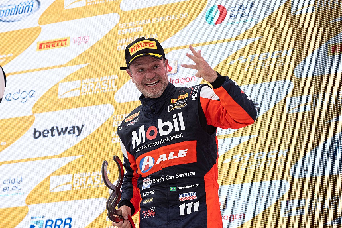 GALERIA:Veja os carros e relembre carreira de Rubinho, que faz 50