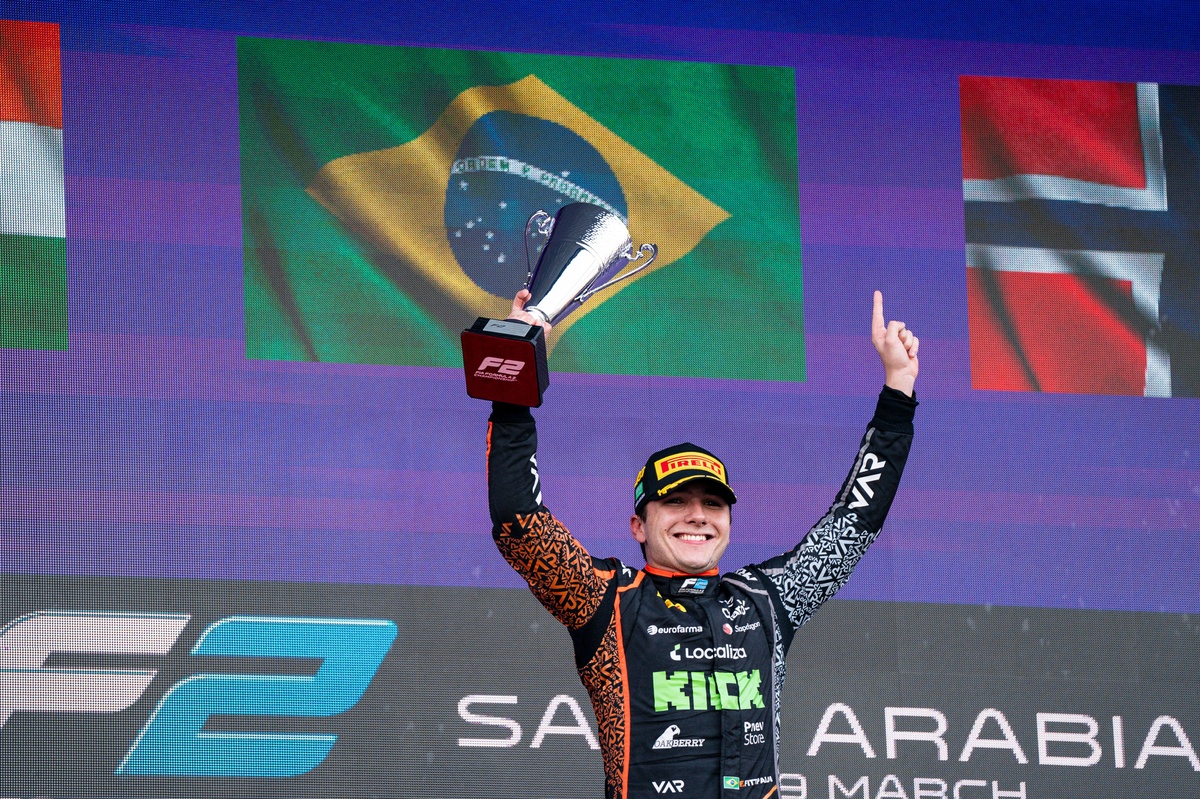 Enzo Fittipaldi estreia na Porsche Cup ao lado de Pedro Boesel