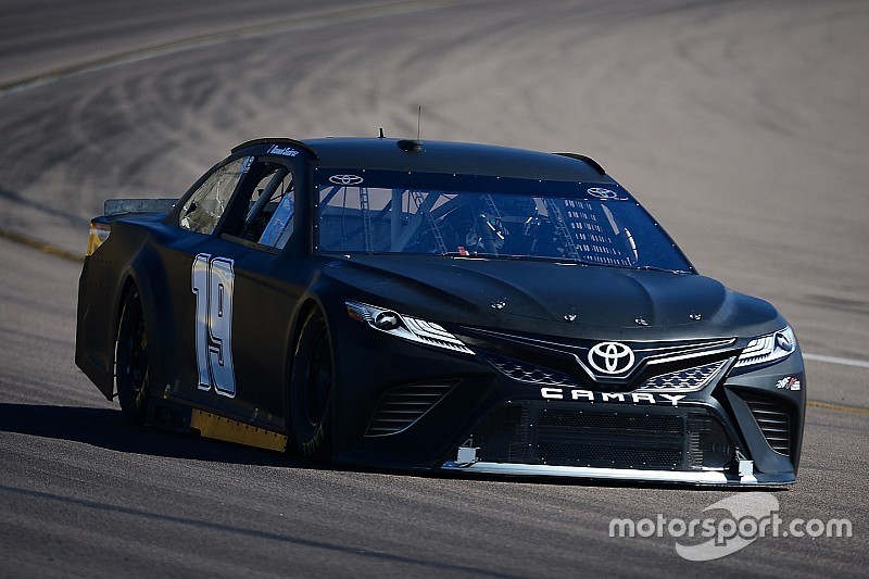 Daniel Suarez sees "big gains" in his first NASCAR Cup test
