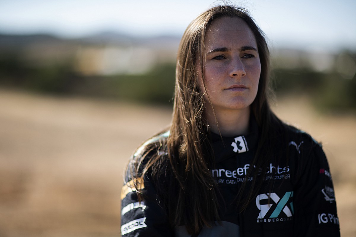 Defending Extreme E champion Molly Taylor splits with Rosberg team