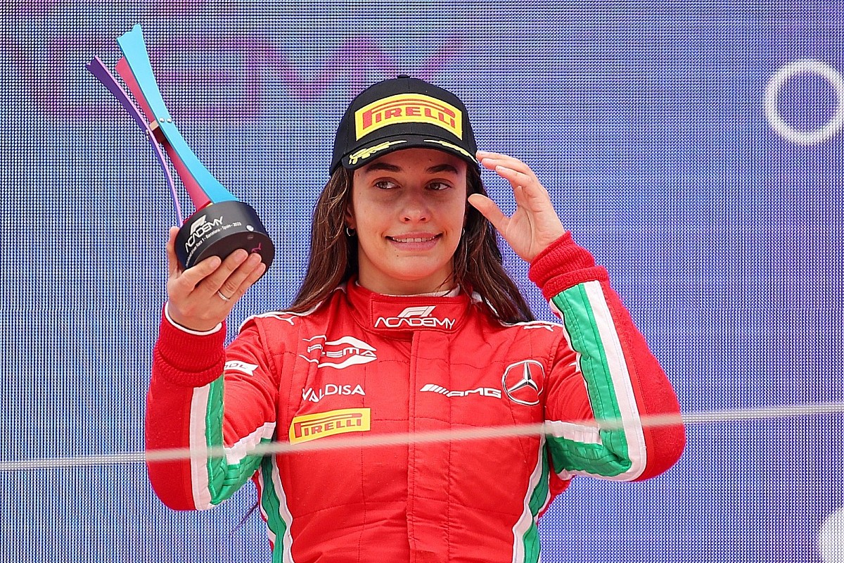 F1 Academy: triple podio de Marta García en Barcelona; más líder