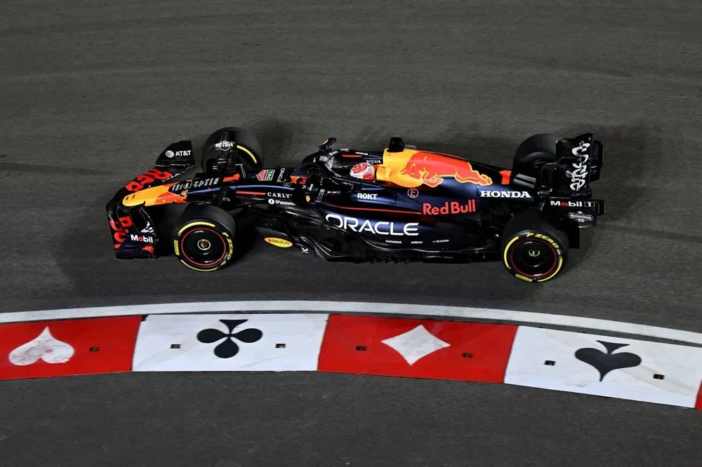 FIA releases update as Las Vegas GP circuit undergoes manhole cover repairs
