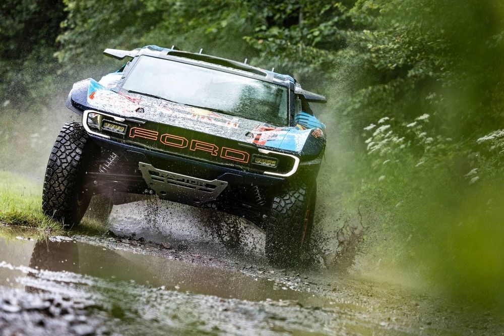 Ford quiere ser "el dueño" de los rallyes con su programa Dakar de fábrica