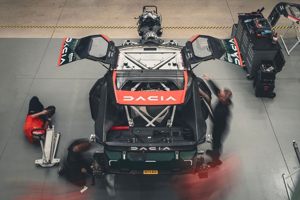 How Alpine is helping Loeb's bid for Dakar history with an unlikely ...