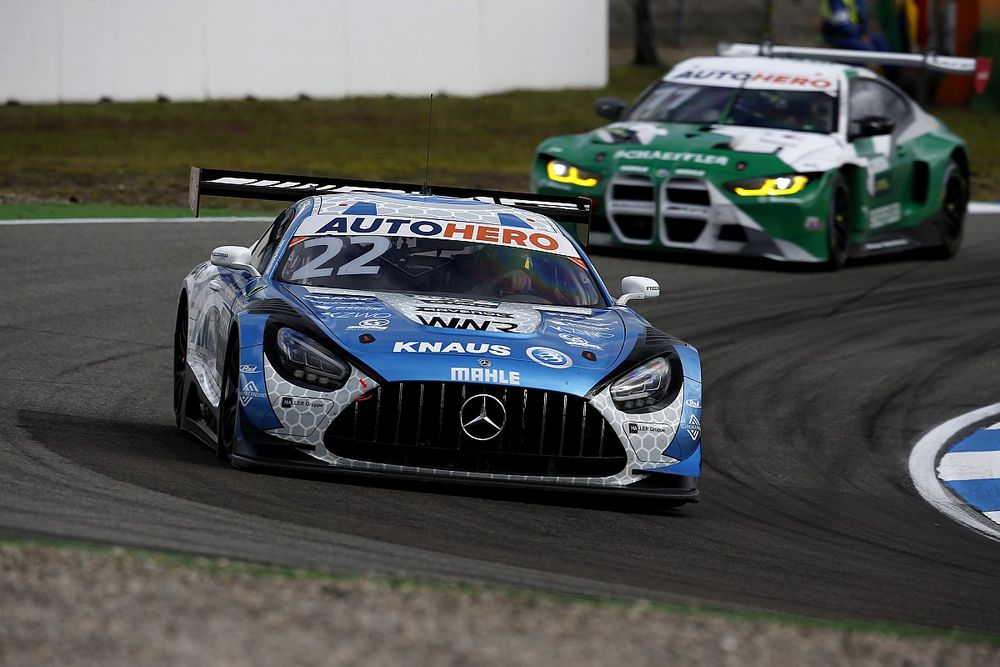 DTM Hockenheim: Auer beats van der Linde in chaotic crash-filled race