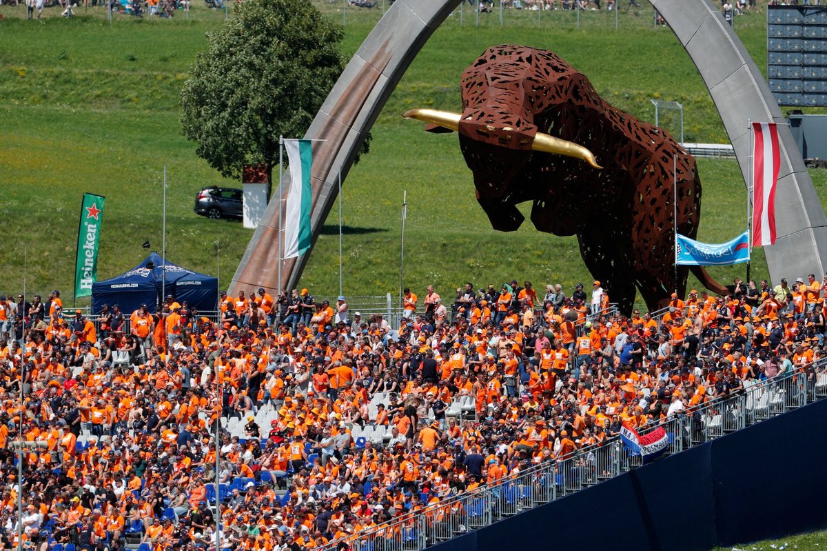 VIDEO: De Orange Army draait alvast warm op de Red Bull Ring