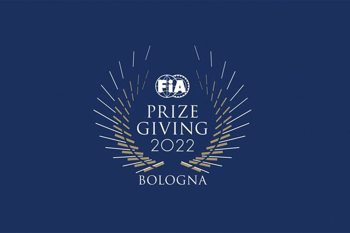 VIDEO: De FIA Prize Giving in Bologna met onder andere Max Verstappen