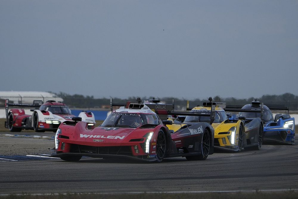 IMSA: "Smart" driving helps AXR Cadillac to Sebring 12H win