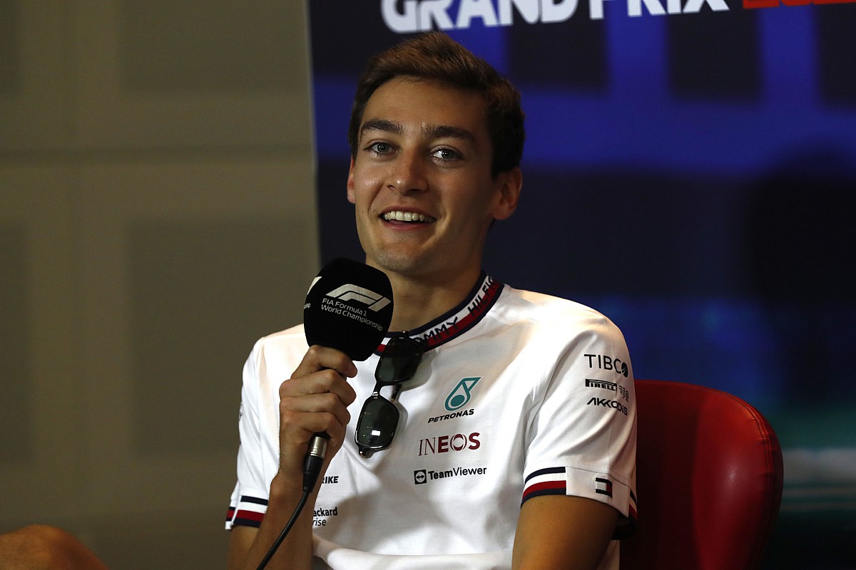 Russell szerint "semmilyen feszültség" nincs közte és Hamilton között