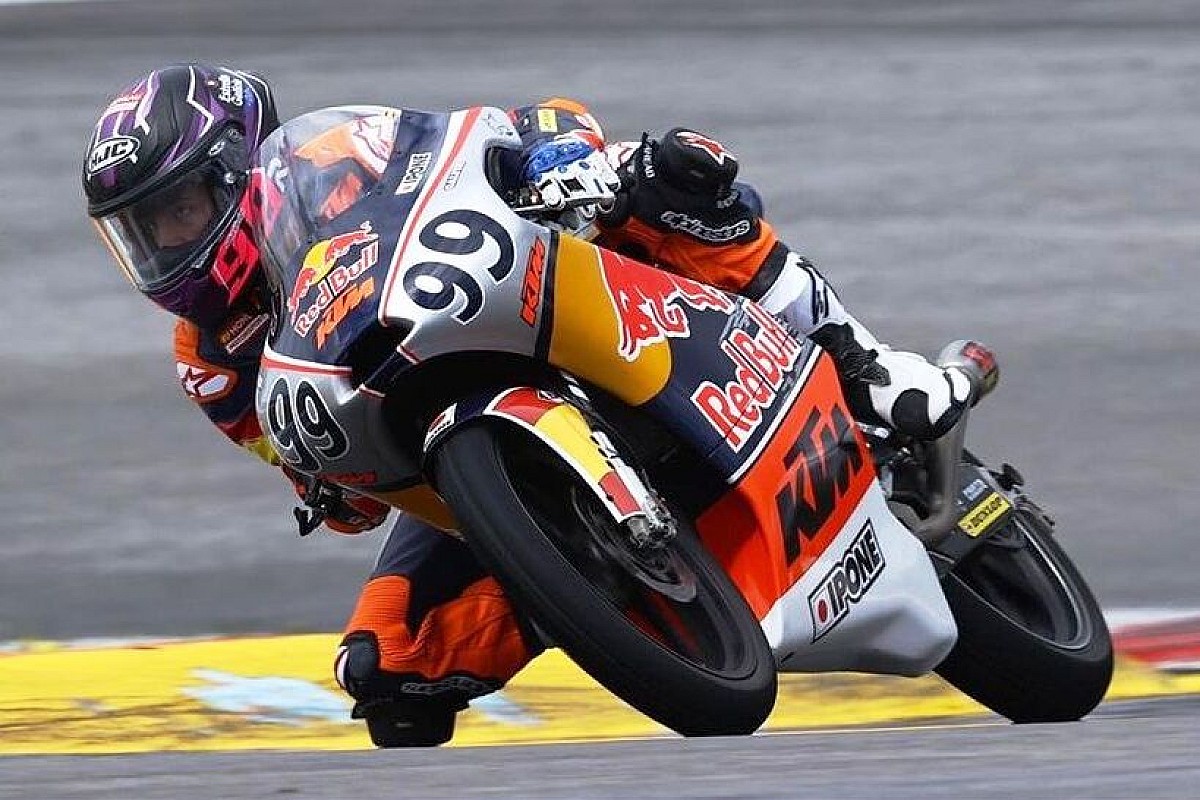 Hasil Race 1 Rookies Cup Portimao: Jose Rueda Dominan
