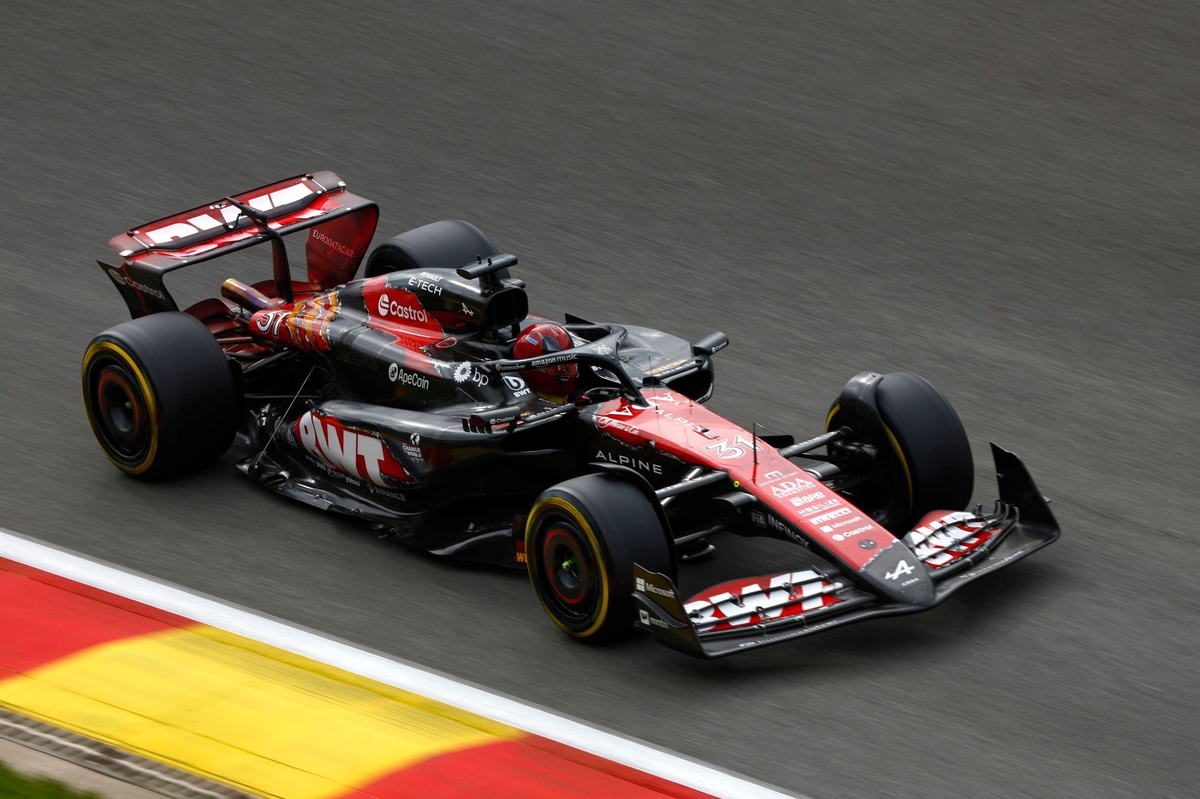 ANÁLISE: Alpine busca revoluções dentro e fora das pistas na F1