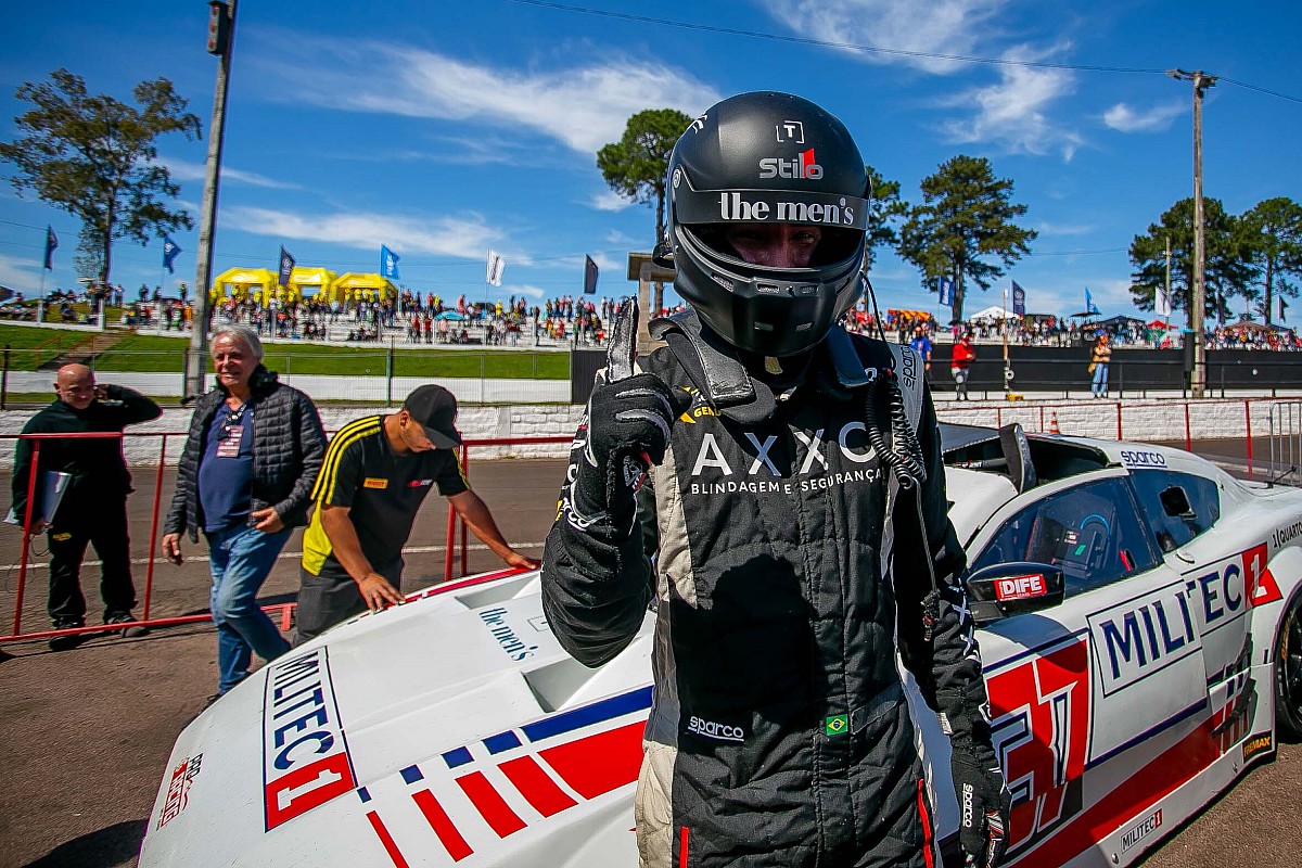 Vitor Genz vence a primeira corrida da GT Sprint Race em Tarumã