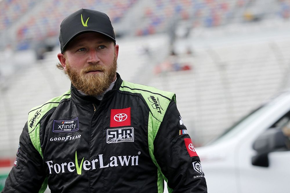Jeffrey Earnhardt lands fulltime NASCAR Xfinity ride