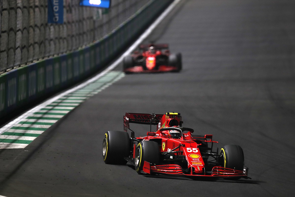 Ferrari will take "serenity" into winter after hitting top three target