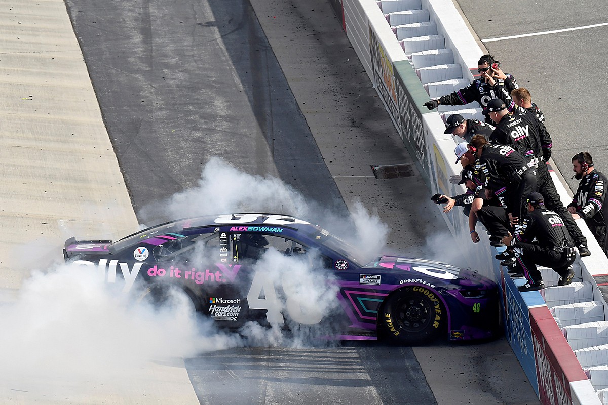 Alex Bowman returns No. 48 to NASCAR Victory Lane at Dover