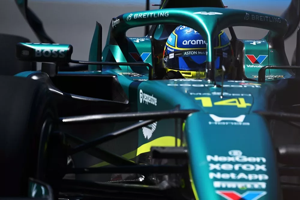 Fernando Alonso "optimistic" Aston Martin has fixed cockpit issue for ...