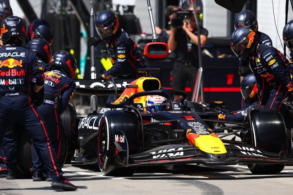 F1 COSMOS | Attack or defend: Red Bull’s Canadian GP strategy for Max ...