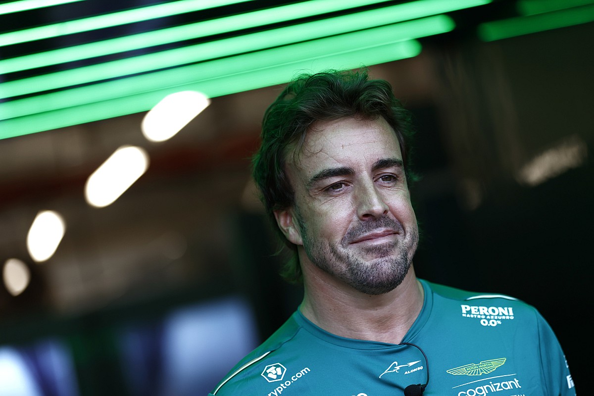 Alonso "sokat áldozott" a Forma-1-ért, de nem bánja