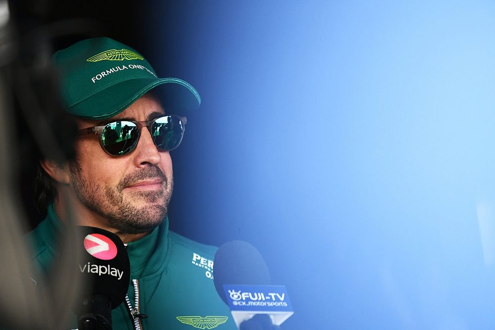 Aston Martin a aimé le soutien d'Alonso et Stroll devant les médias